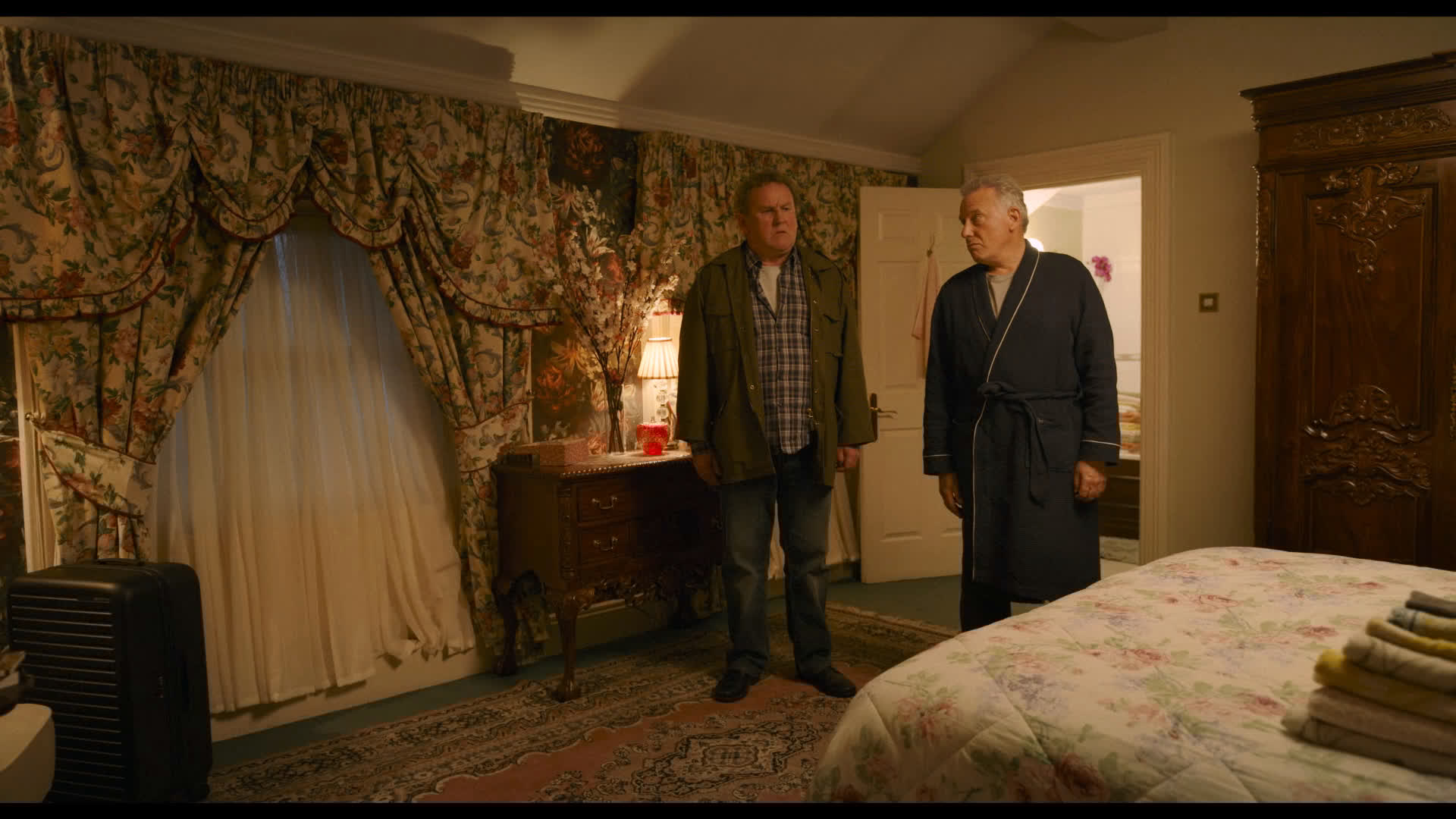 Interview: Paul Reiser and Colm Meaney Chat About 'The Problem with ...